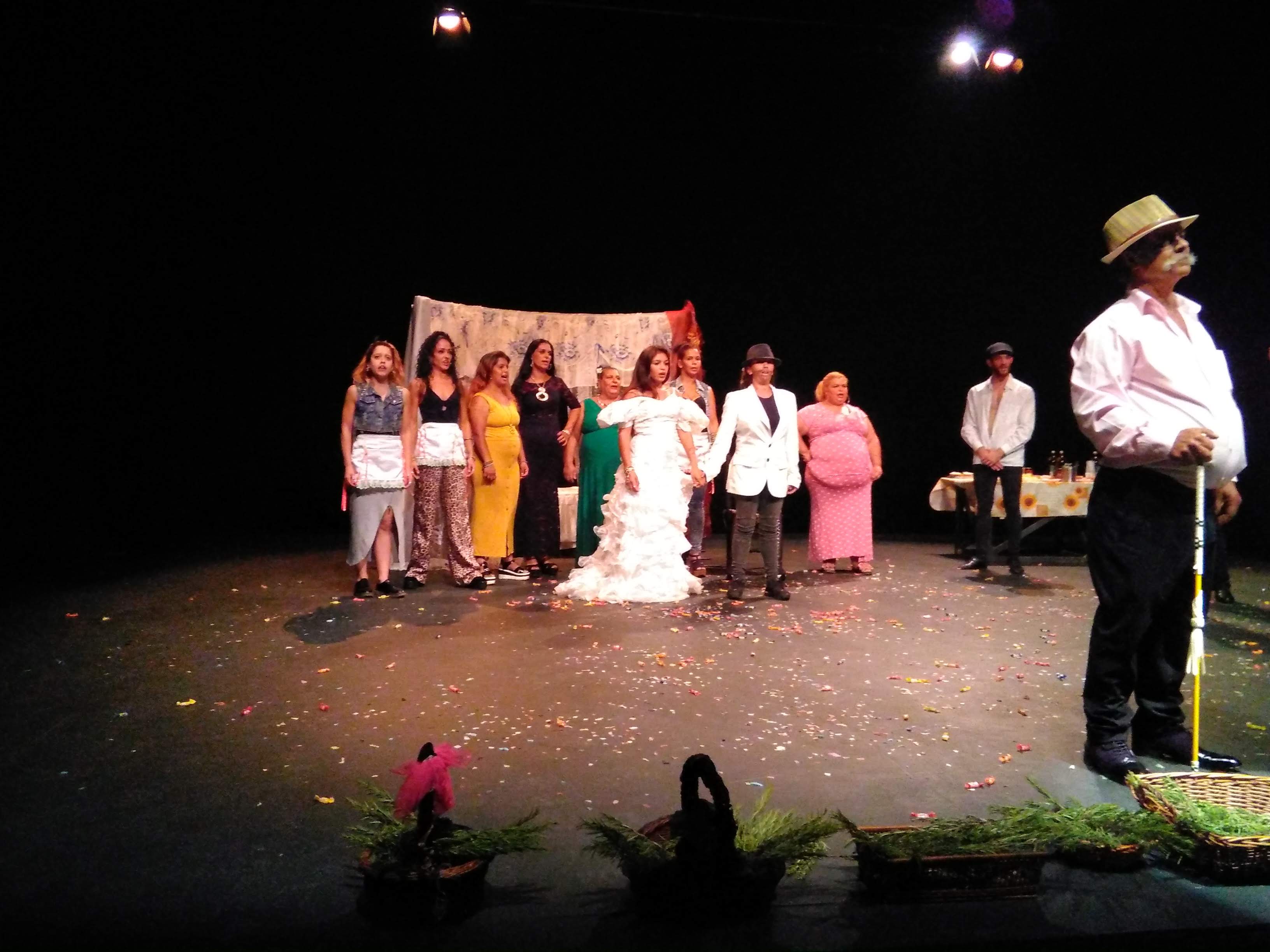 Cuatro rosas - Escenarios de Sevilla